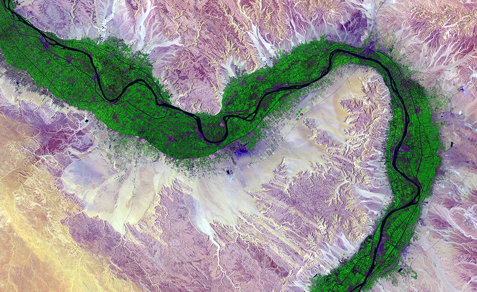 These 20 stunning pictures from space show the beauty, power and ...